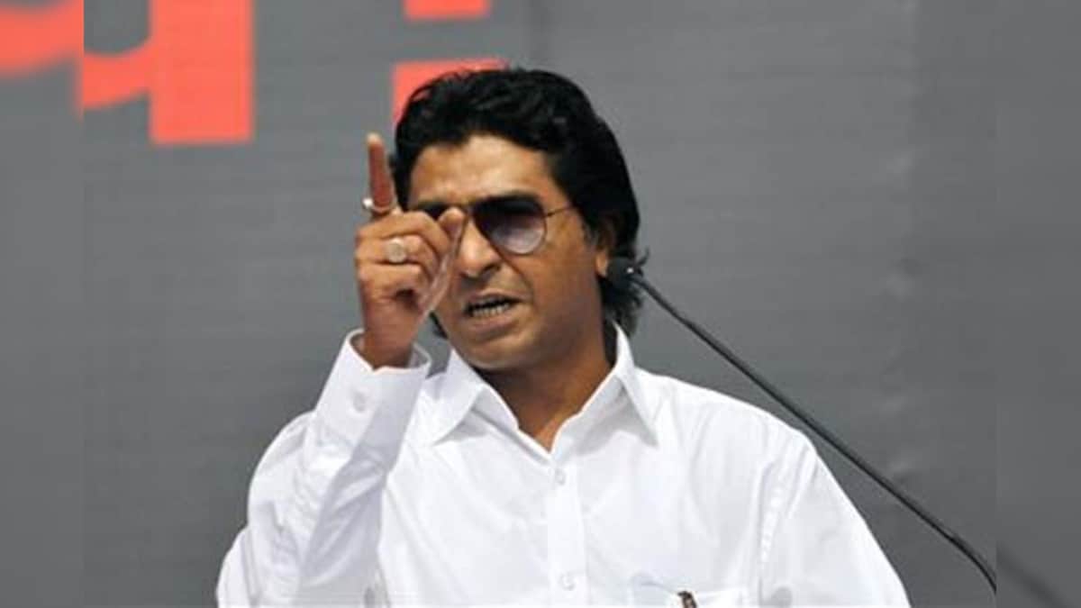 Mumbai: MNS chief Raj Thackeray's daughter meets with a road accident ...