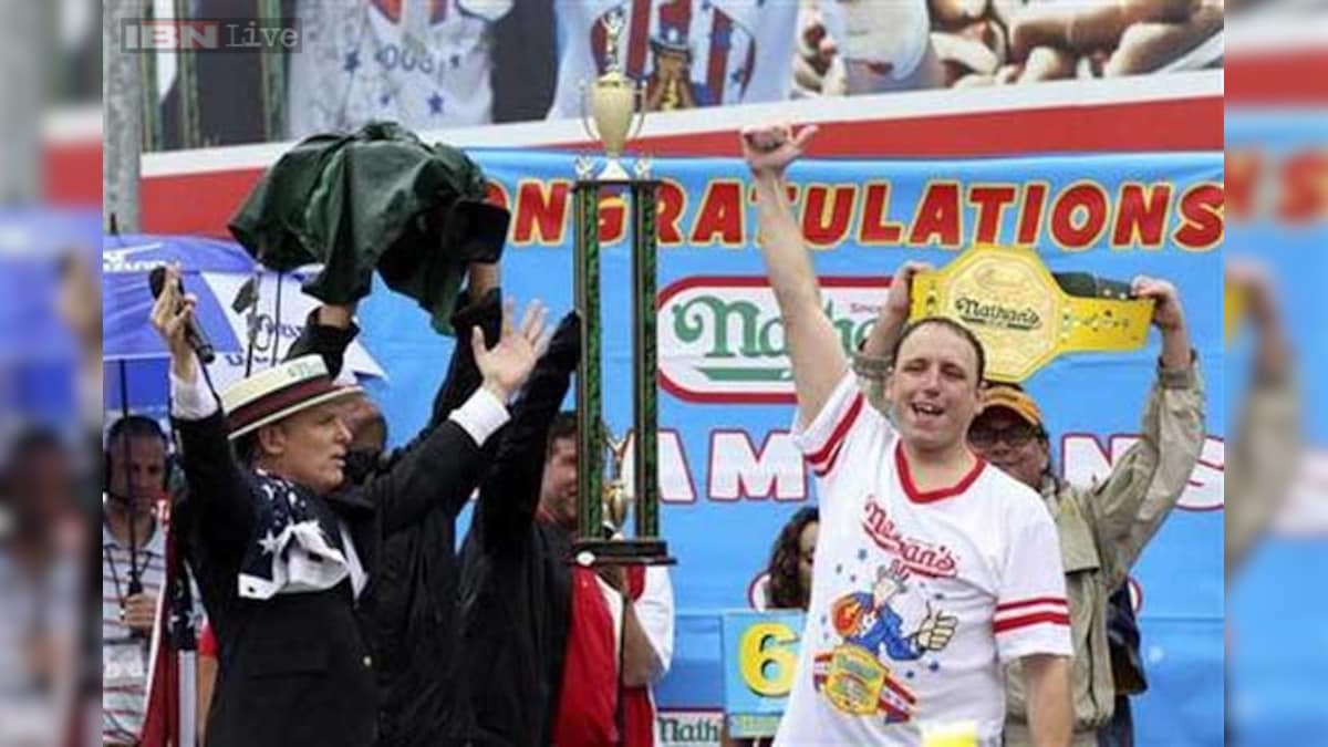 Competitive eater Joey Chestnut wins turkey eating contest, sets a ...