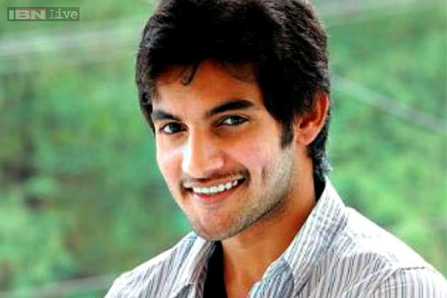 Telugu actor Aadi to star in 'Poola Rangadu' director Veerabhadram ...
