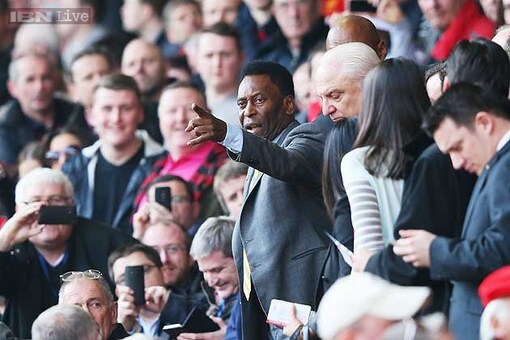 Pele asks people not to compare his soccer-playing son, grandson to him ...