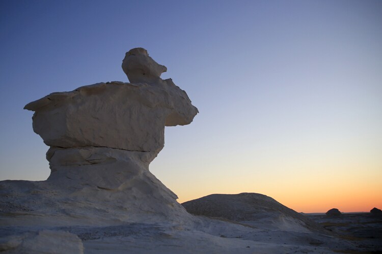 Photos: These star and rock formations in Egypt's White Desert are too ...