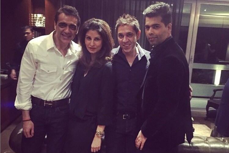 Photos: Sidharth Malhotra parties with elder brother Harshad and Akshay ...