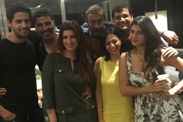 Photos: Sidharth Malhotra parties with elder brother Harshad and Akshay ...