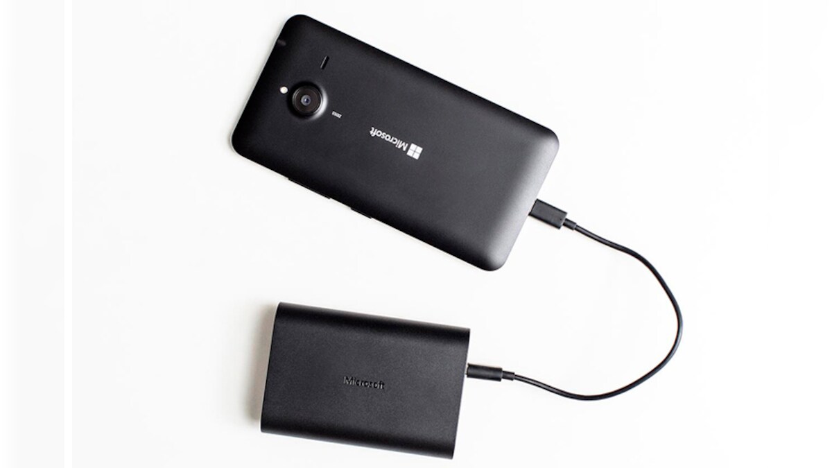 Microsoft launches 3 new dual-USB powerbanks - News18