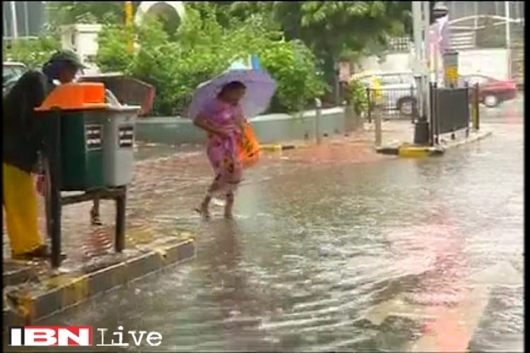 No respite for Mumbaikars from monsoon woes, several areas water-logged due to heavy rains