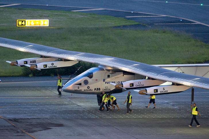 Solar Impulse 2 Reaches California After Flying Over Pacific
