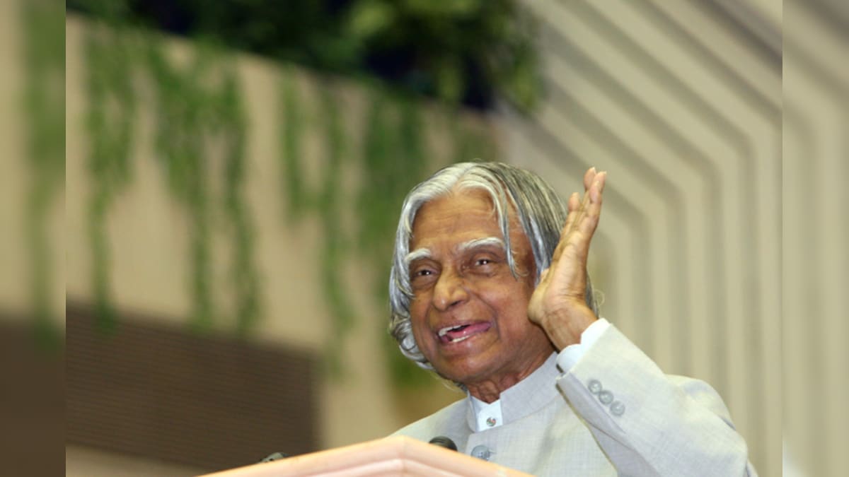 Award in Kalam's name; birthday to be observed as 'Youth Renaissance ...