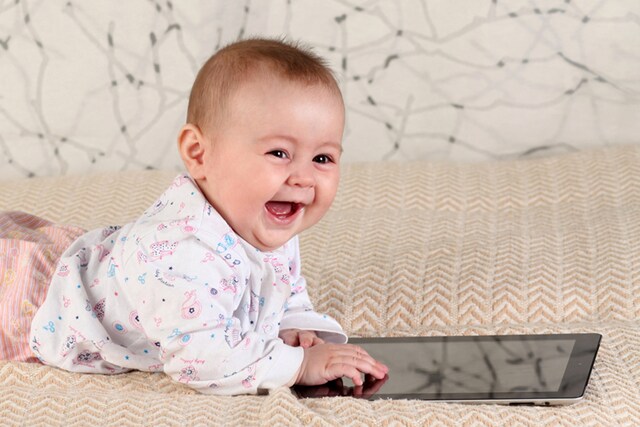One-year-olds know how to use iPads: Study - News18