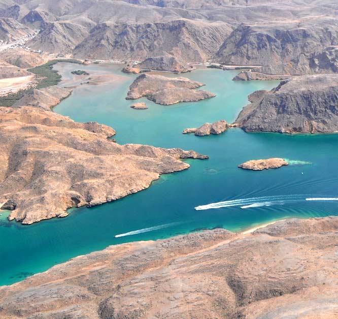 7 reasons to visit Muscat; the enchanting place Aladdin sang about ...