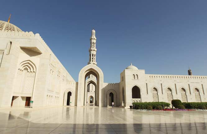 7 reasons to visit Muscat; the enchanting place Aladdin sang about ...