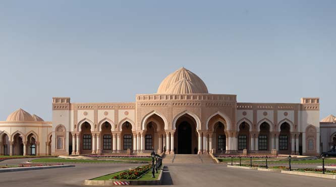 7 reasons to visit Muscat; the enchanting place Aladdin sang about ...