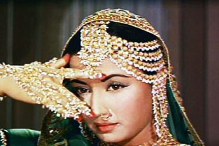 83rd birth anniversary of Meena Kumari: Life story of the 'tragic queen' of Bollywood - News18