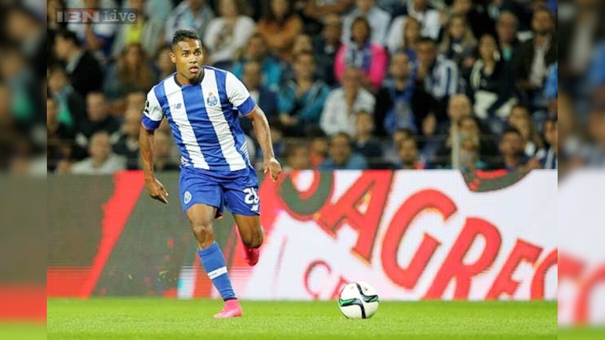Juventus sign Brazil left back Alex Sandro from Porto