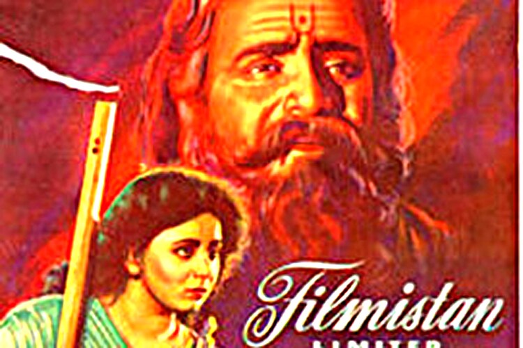 10 patriotic films that remain etched in our minds - News18
