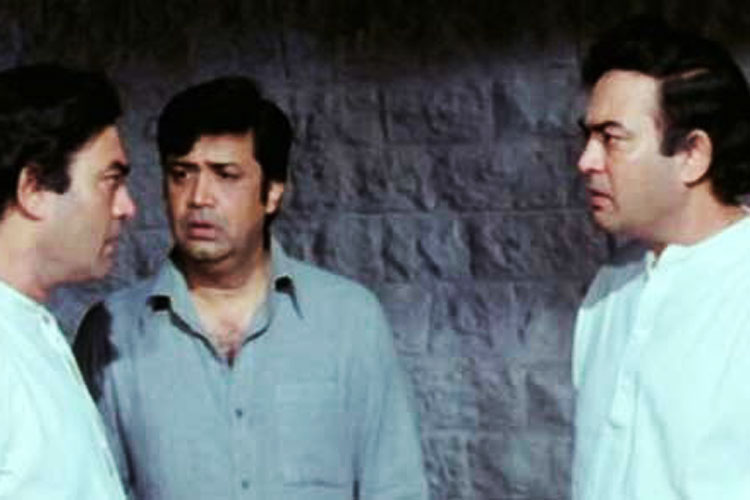 Birthday Special: Gulzar's 10 best directorial ventures that went on to ...