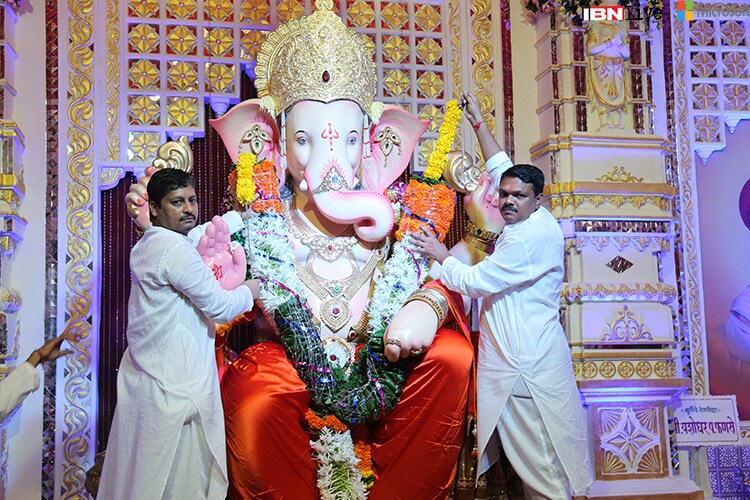 In pics: Andericha Raja and GSB Seva Mandal Ganpati - News18