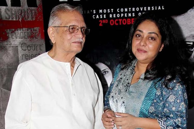 Gulzar supports writers returning their Sahitya Akademi awards, says ...