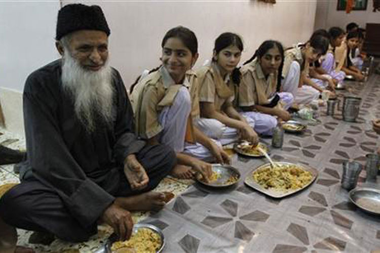 Meet Edhi, the living saint of Pakistan who gave shelter to India's ...