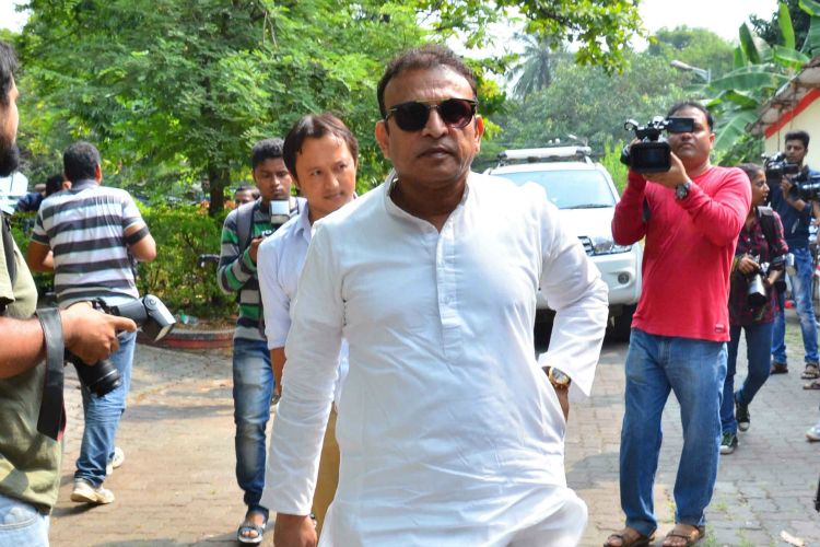 Photos: Dharmendra, Bobby attend Abhay Deol's father Ajit Singh Deol's ...