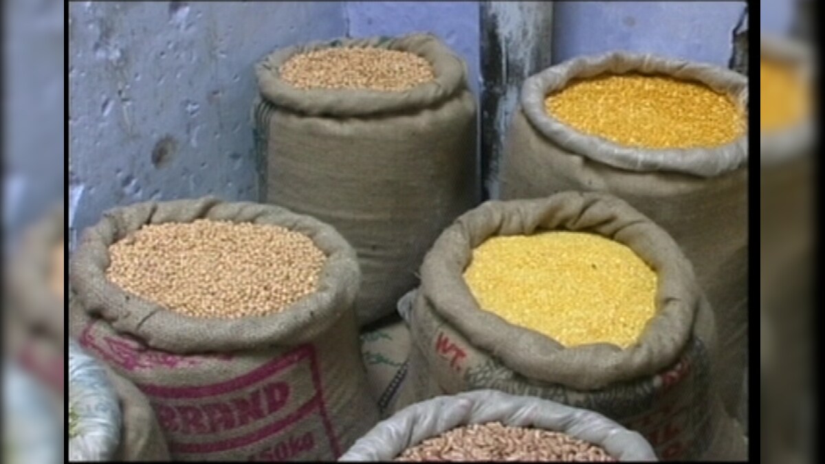 Tur prices fall below Rs 200 per kg as government seizes more pulses ...