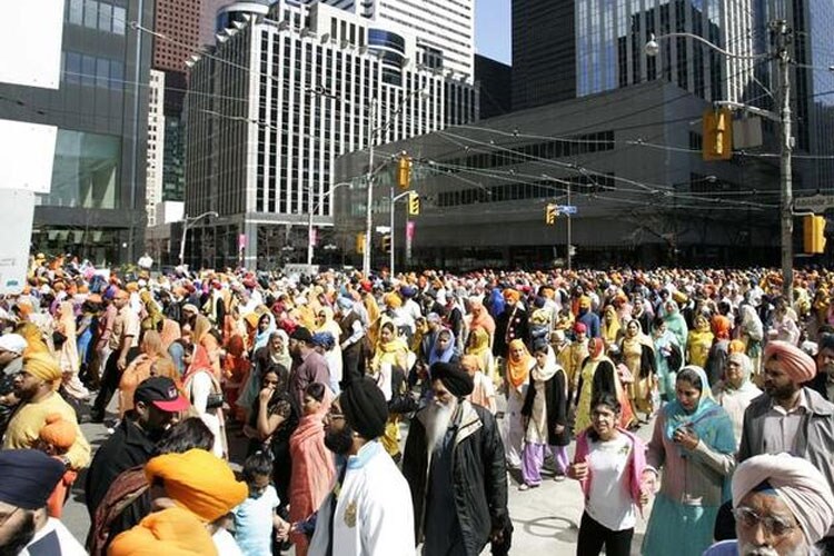 Sikh community in Canada to provide Syrian refugees free meal, housing