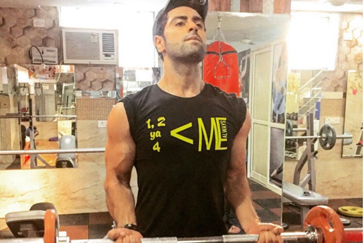 I admire Jacqueline Fernandez for her fitness regimen; find Akshay ...