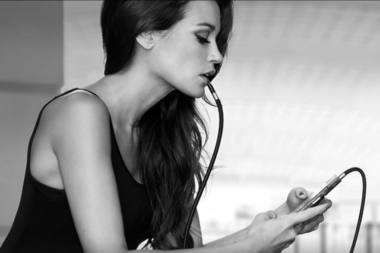 Meet the world's first smartphone that you can smoke