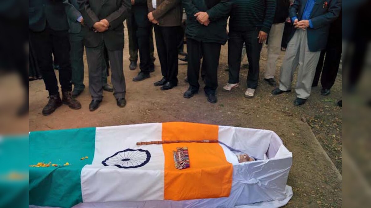 General JFR Jacob laid to rest at Delhi Jewish Cemetery - News18