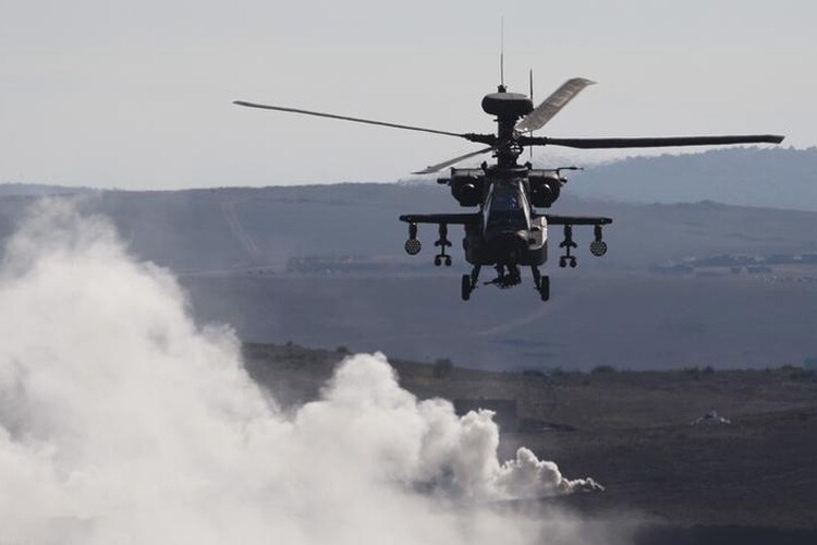 CH-47 Chinook, AH-64 Apache to be inducted in forces soon: Manohar Parrikar