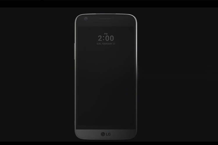 Photos: LG shows off G5, its first-ever modular phone - News18