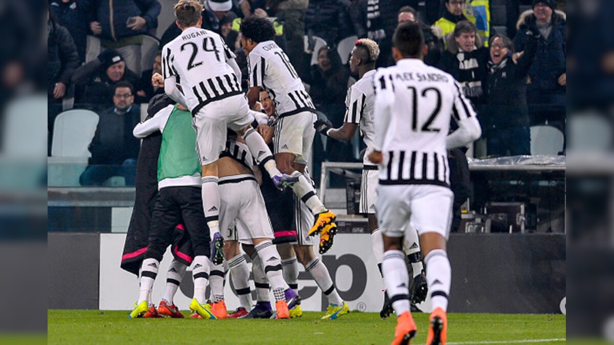 Juventus grab late winner to beat Napoli for Serie A lead