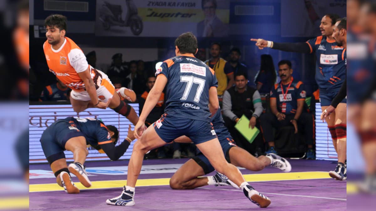 Pro Kabaddi: Nitin Tomar stars in Bengal's win over Puneri Paltan - News18