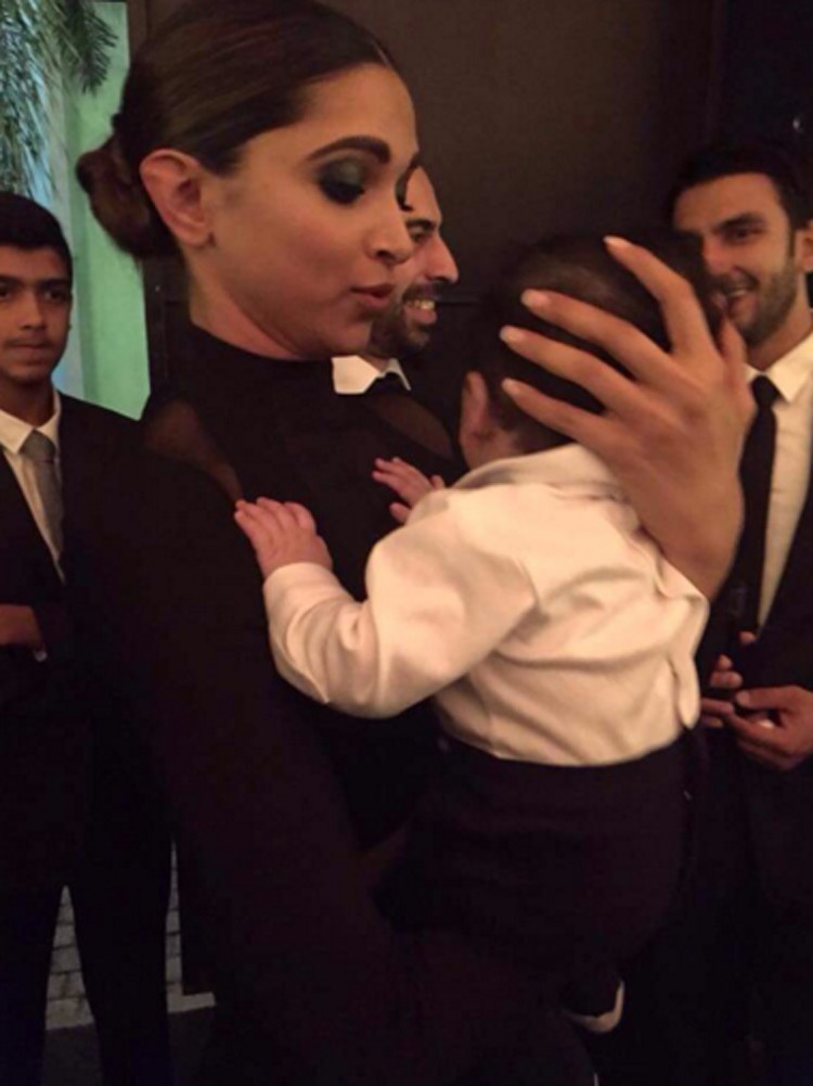 Snapshot: Deepika Padukone, Ranveer Singh's adorable picture with a kid ...