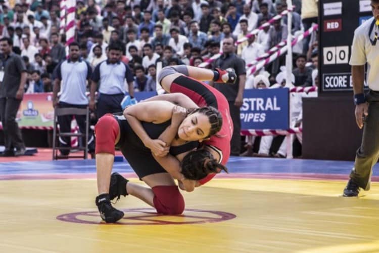 Watch: Salman Khan exudes power as a fierce wrestler in 'Sultan' teaser