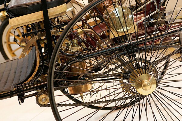 The World's First Automobile: The Benz Patent-Motorwagen