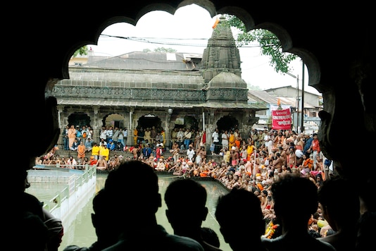 Trimbakeshwar Trust Allows Women to Enter Inner Sanctum of Temple
