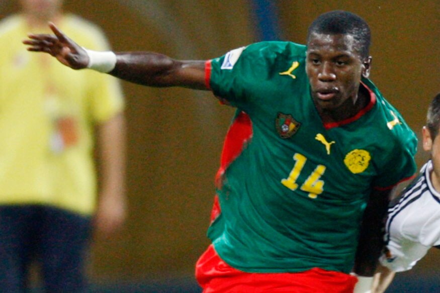 Cameroon Midfielder Ekeng Dies After Collapsing on Pitch