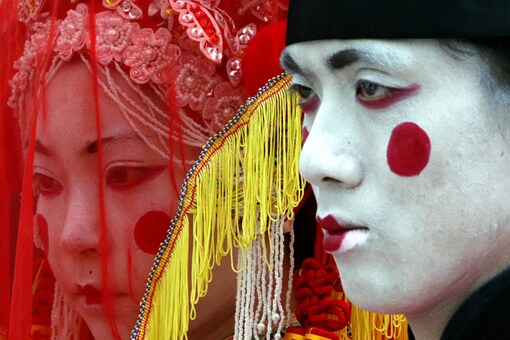 Ghost Wedding With Woman Corpse to Pacify Soul of Son Who Died as Bachelor