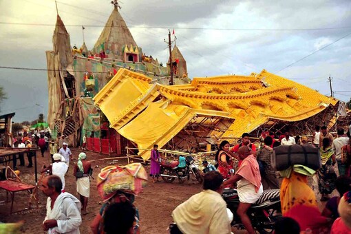 At least 7 Killed After Pandal Collapses at Simhasth Kumbh