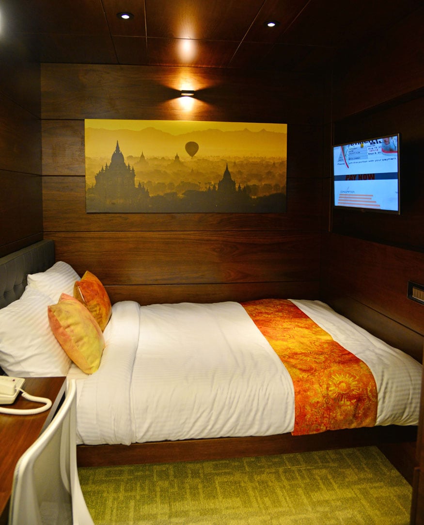 This Portable Hotel Made of Shipping Containers Can Give Ordinary ...