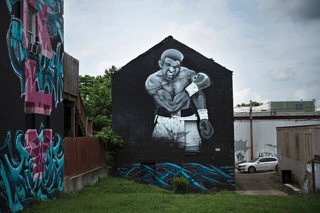 In Louisville, Fans Mourn the 'Prophet' Muhammad Ali - News18