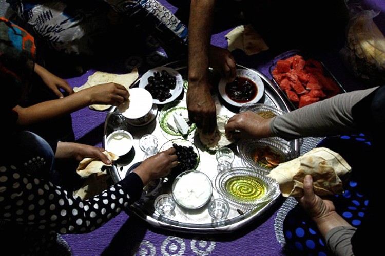 Toronto 'Unity Mosque' Holds Peace Iftar, Invites LGBT to Ramadan Feast ...