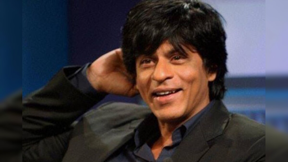 SRK Reaches 20 Million Followers on Twitter, Inches Closer To Big B
