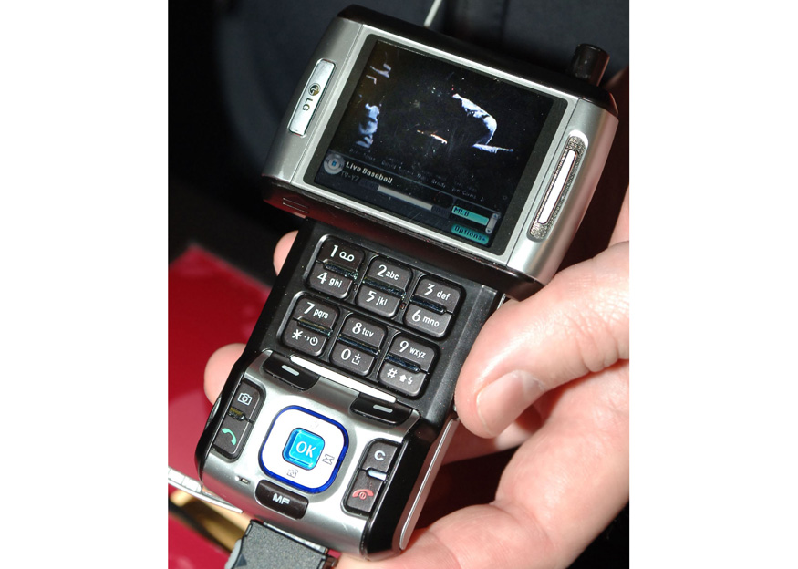 Blast From the Past: 5 Odd-Looking Phones From 5 Big Brands | Tech News ...