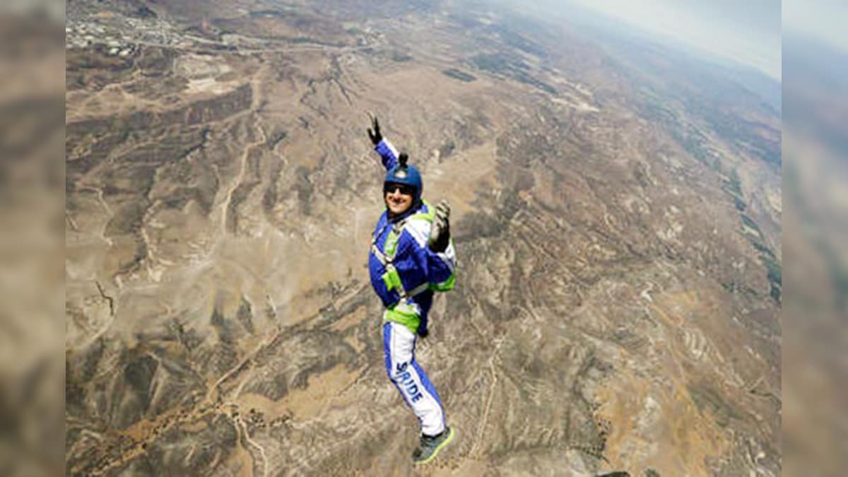 Daredevil Completes First of Its Kind Jump Without a Parachute