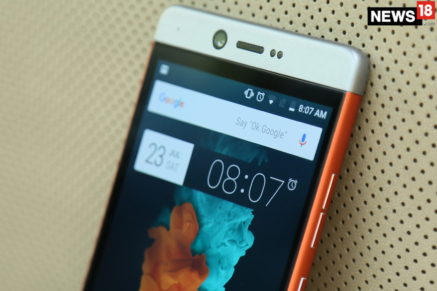 In Photos: The Smartron t-phone That Goes on Sale on 28 July For Rs ...