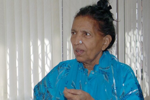 Legendary Playback Singer Mubarak Begum No More - News18