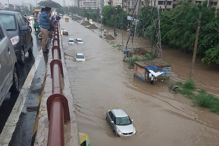 Blame Game Over Traffic Jam in Gurgaon, Haryana Says Delhi Govt is ...