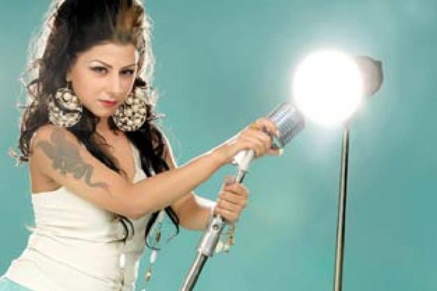 Hard Kaur To Play A Negative Role In 'Ticket To Bollywood'