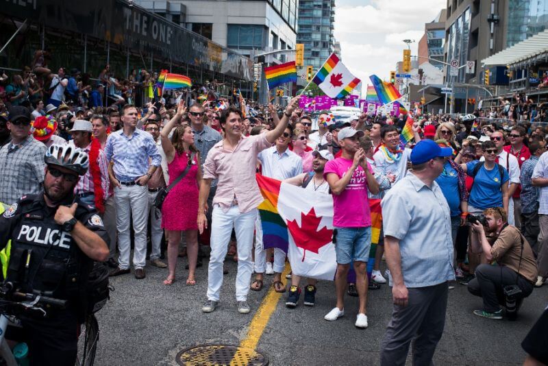Justin Trudeau's Toronto Pride Parade Photos Prove That He's the Best ...